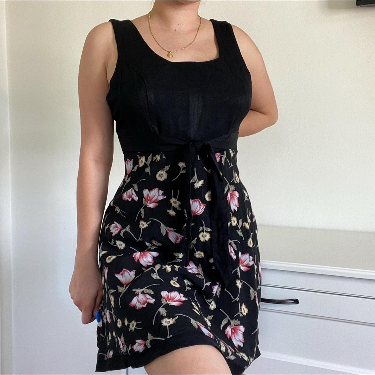 Vintage 90s mini dress. Floral print. In great... - Depop