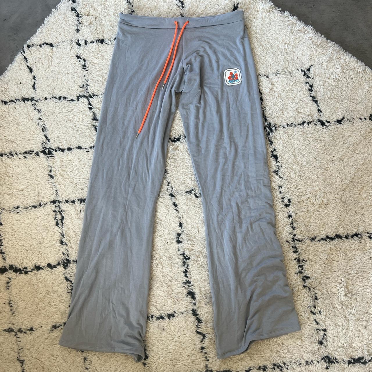 omighty aloha pant in slate never worn fits s-m - Depop