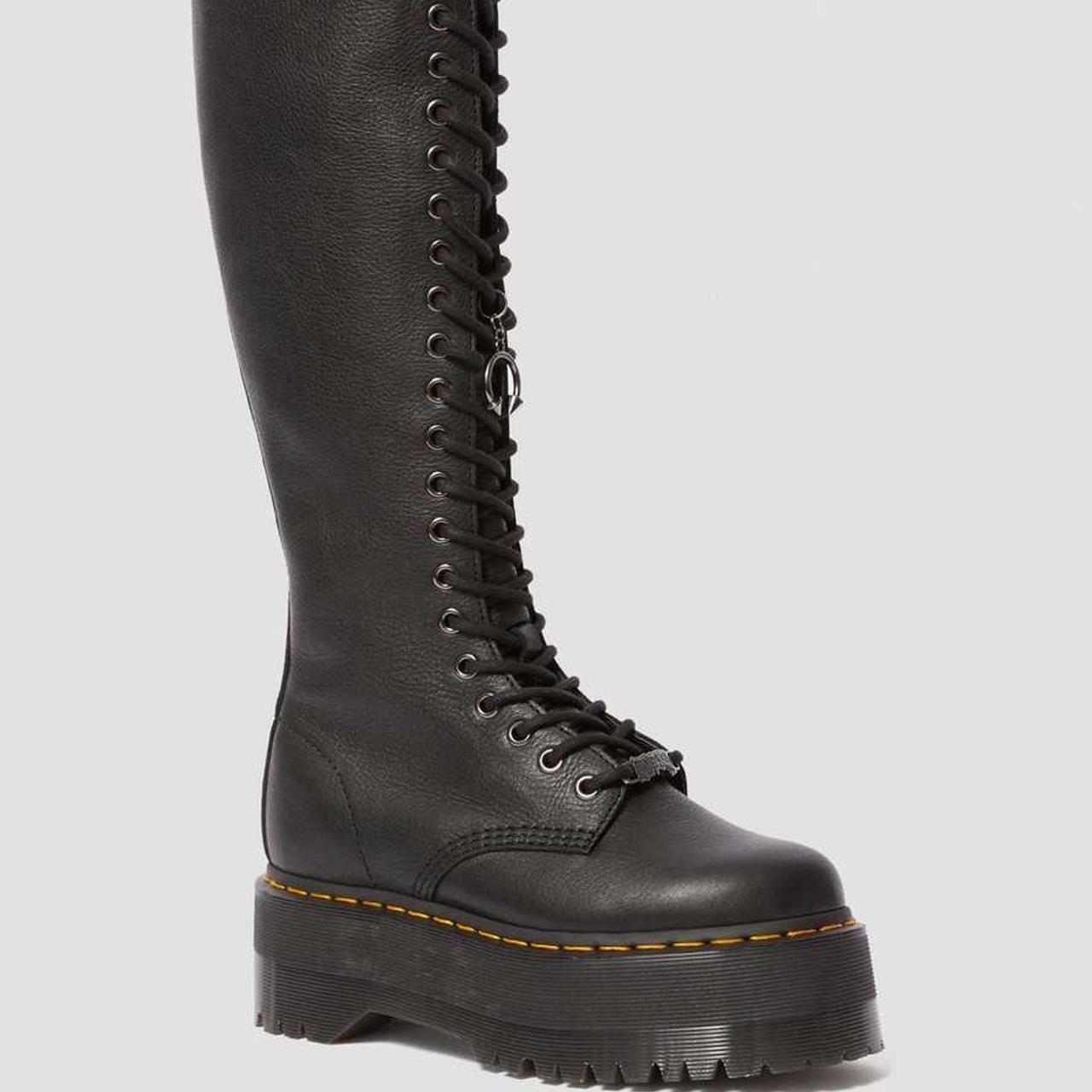 SOLD💋 TAKING OFFERS !!! Dolls kill IB60 x doc... - Depop