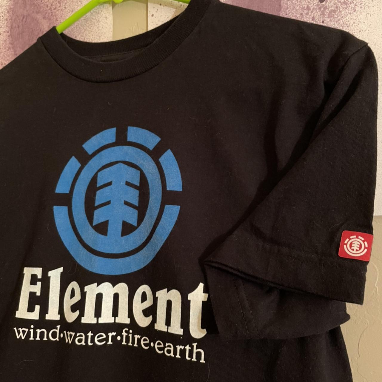 Element Men's Black and Blue T-shirt | Depop