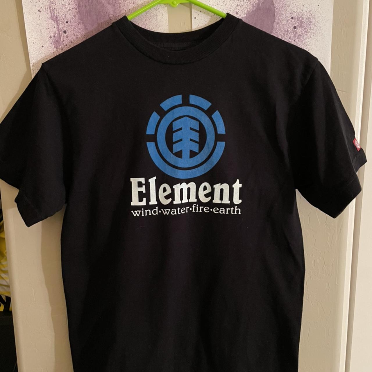 Element Men's Black and Blue T-shirt | Depop