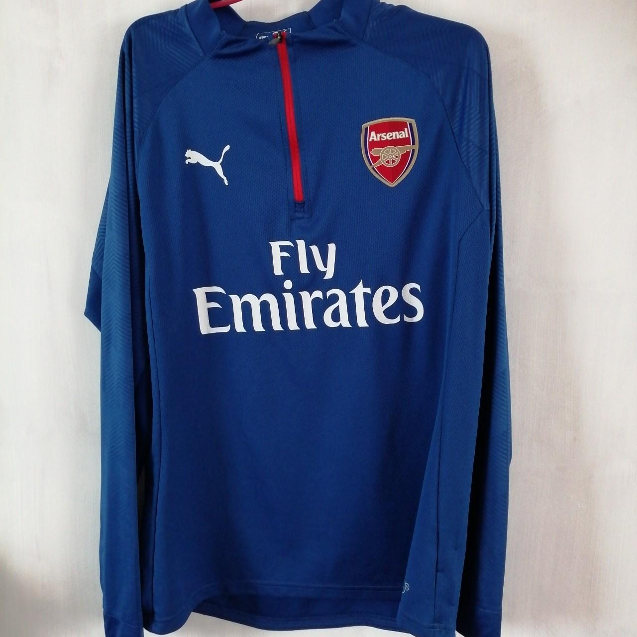 Arsenal 2018-19 training jacket 1/4 zip Size:... - Depop