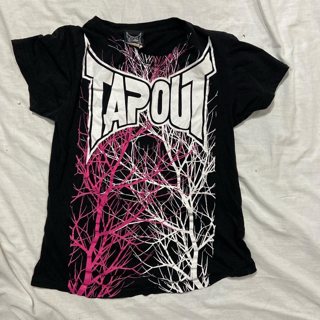 tap out t shirt - Depop