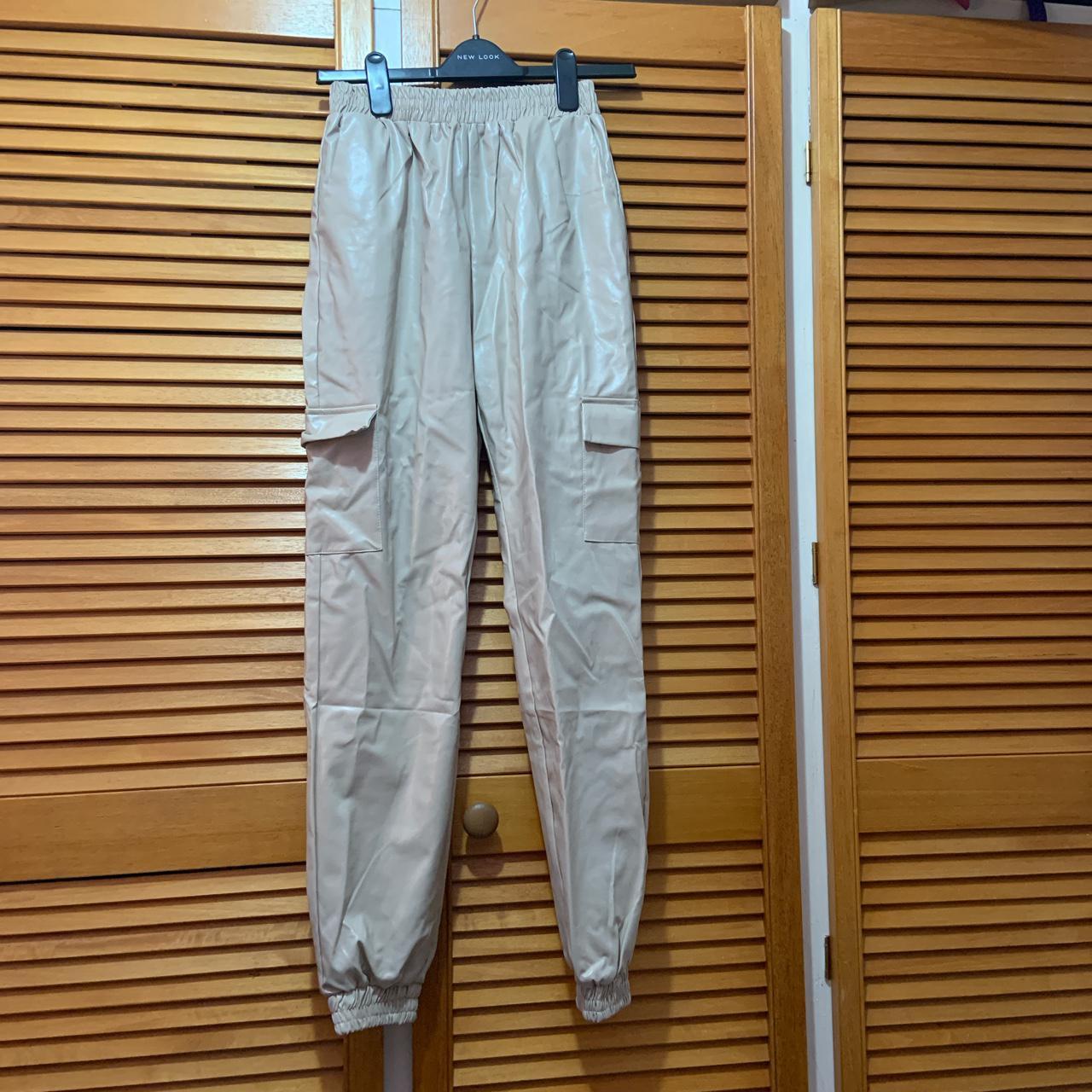 NaaNaa Women's Trousers | Depop