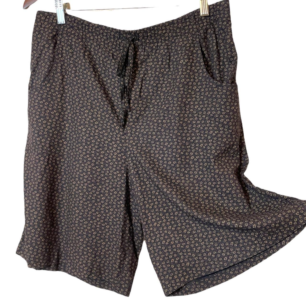 Alexis Women's Brown and Tan Shorts | Depop