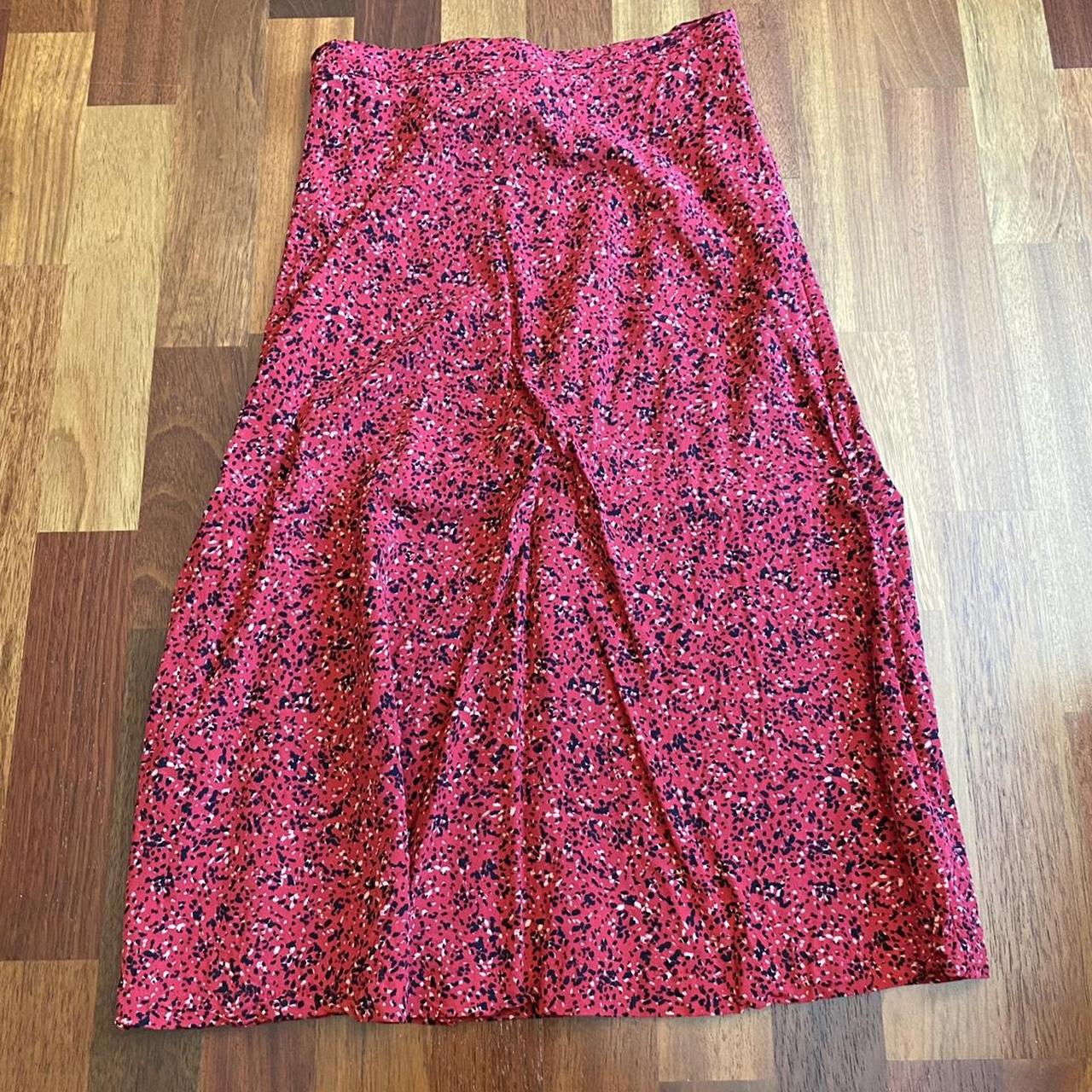 red maxi skirt!!! smooth and soft material... - Depop