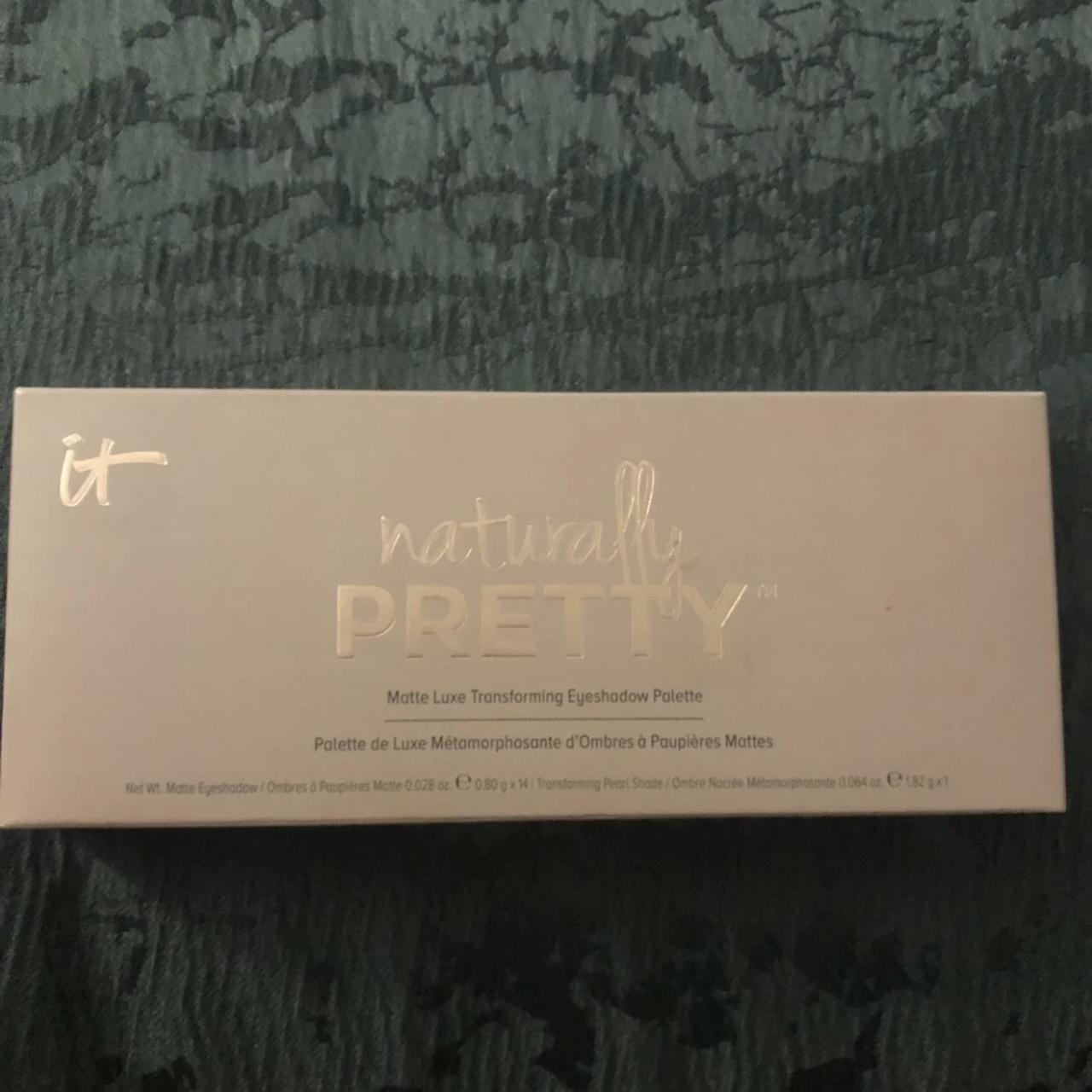 It cosmetics naturally pretty matte luxe... - Depop