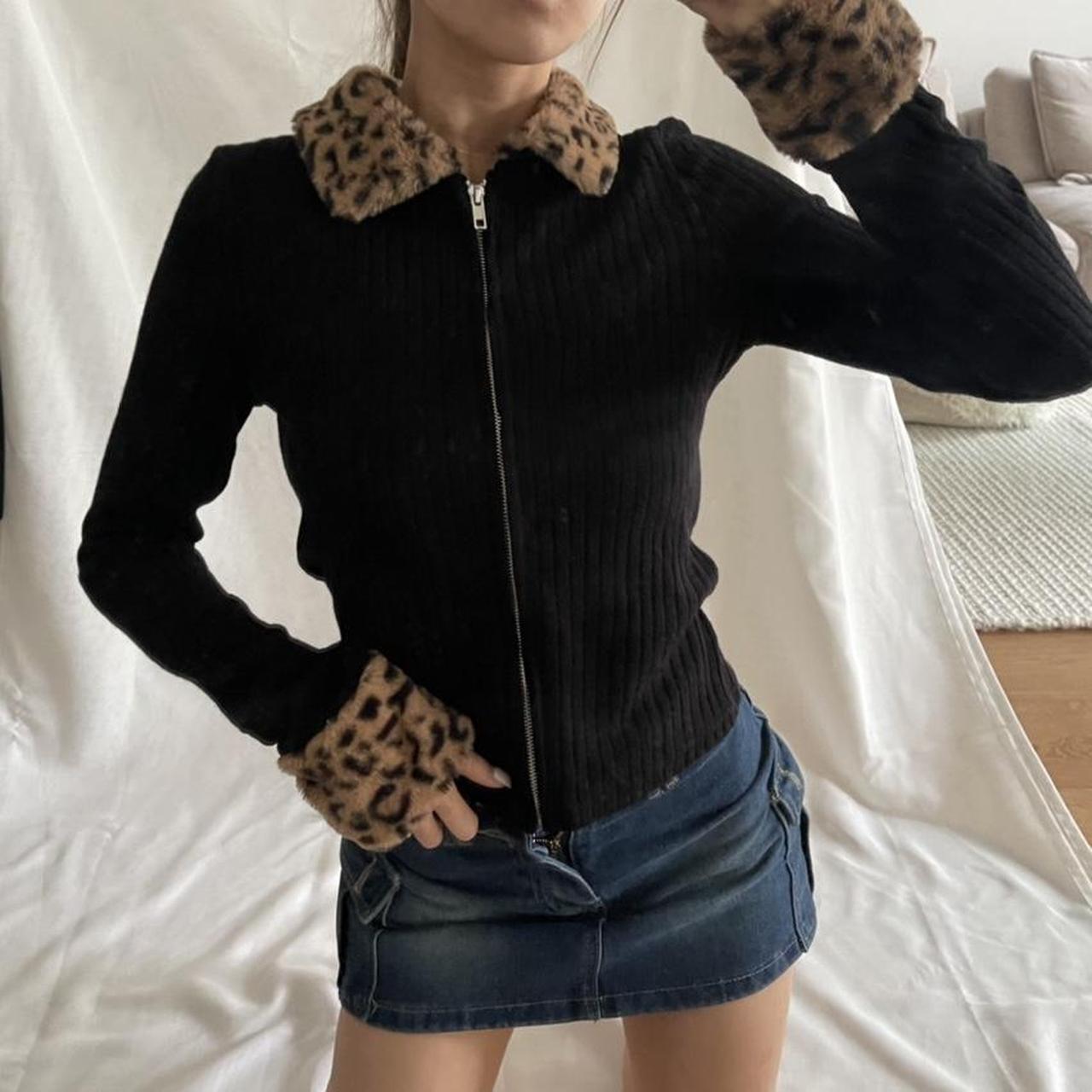 Size fits: S-M Notes: really great fit to you body... - Depop