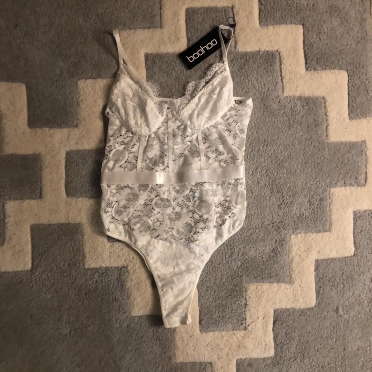 Boohoo Lace Bodysuit - NEVER WORN! TAGS STILL ON!... - Depop