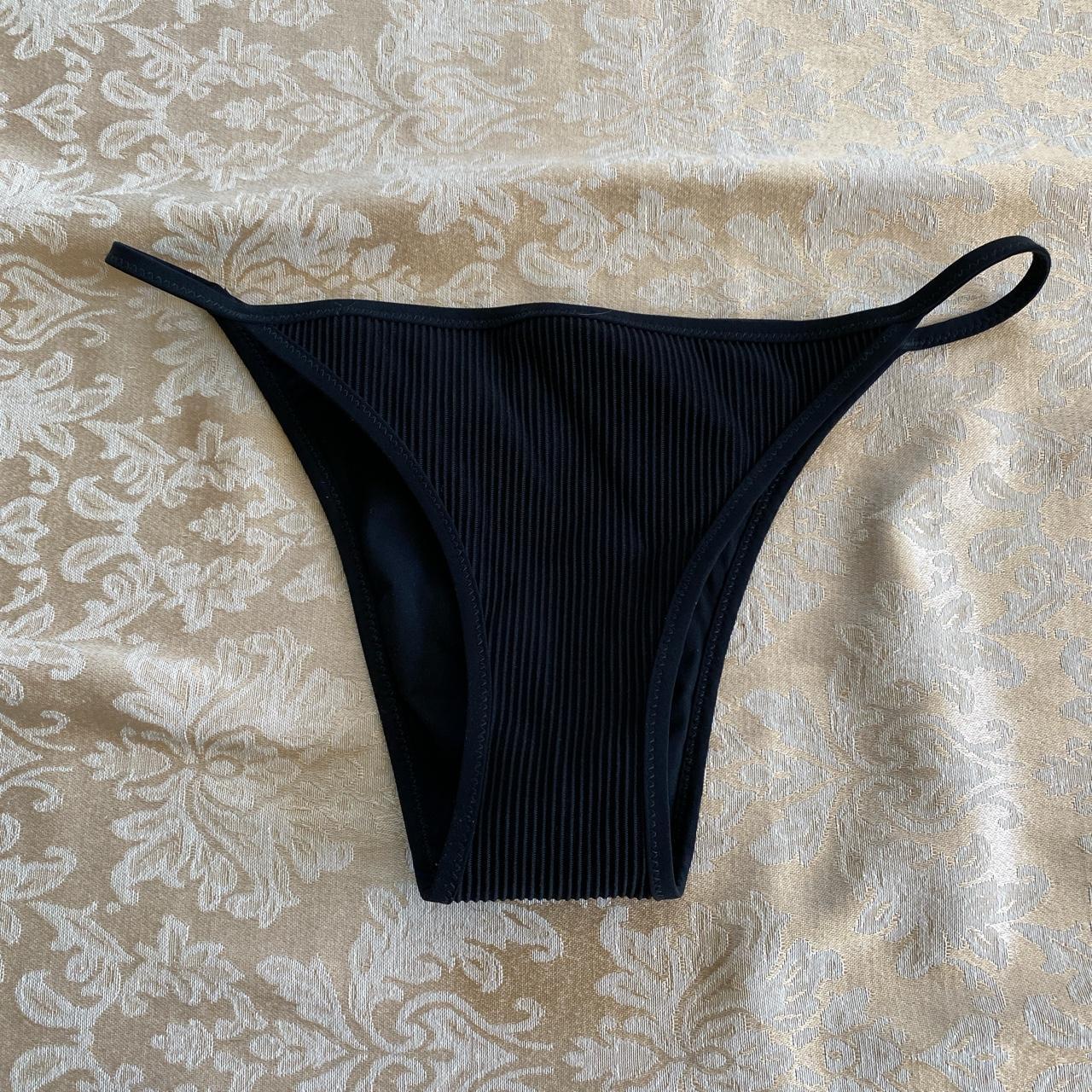 Off-White Men's Bikini-and-tankini-bottoms | Depop