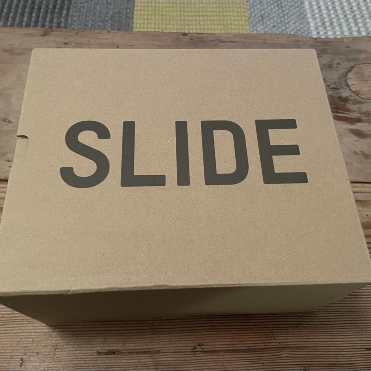 Yeezy Women's Cream Slides | Depop