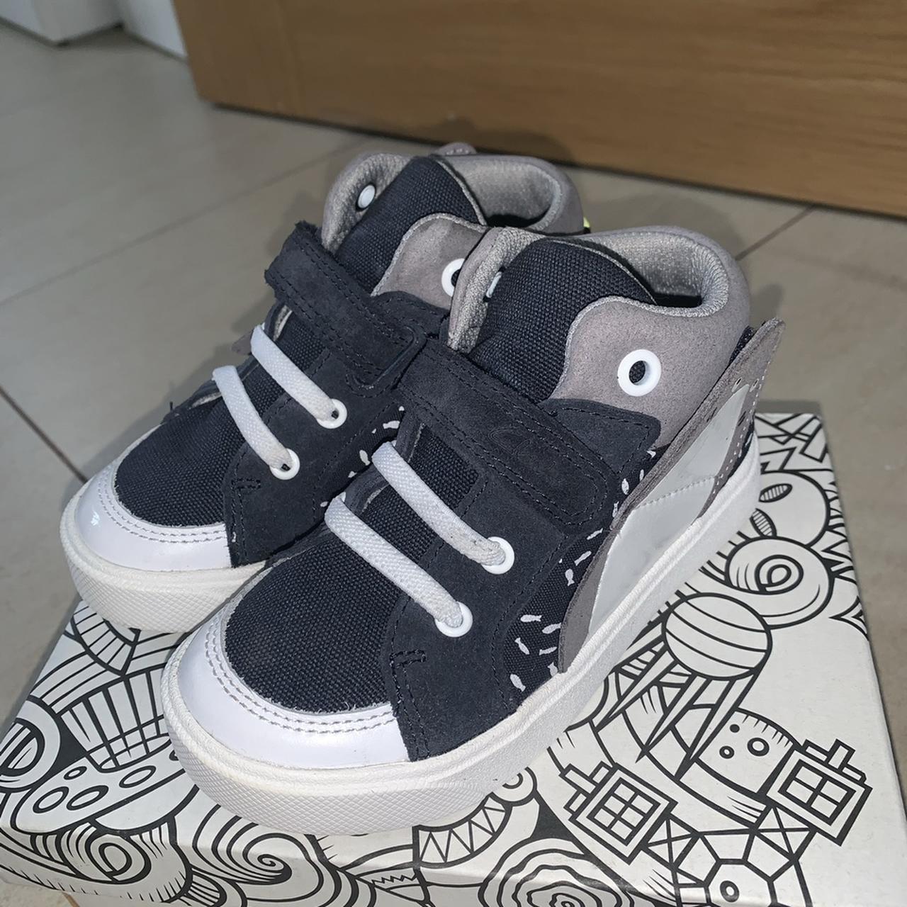 Clark shark trainers Worn twice but still in... - Depop