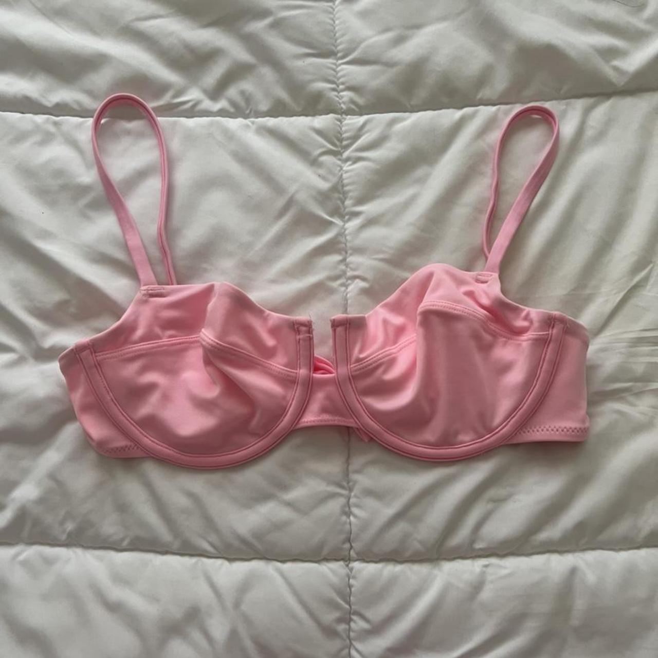 H&M Baby Pink Underwire Bikini Top new without... - Depop