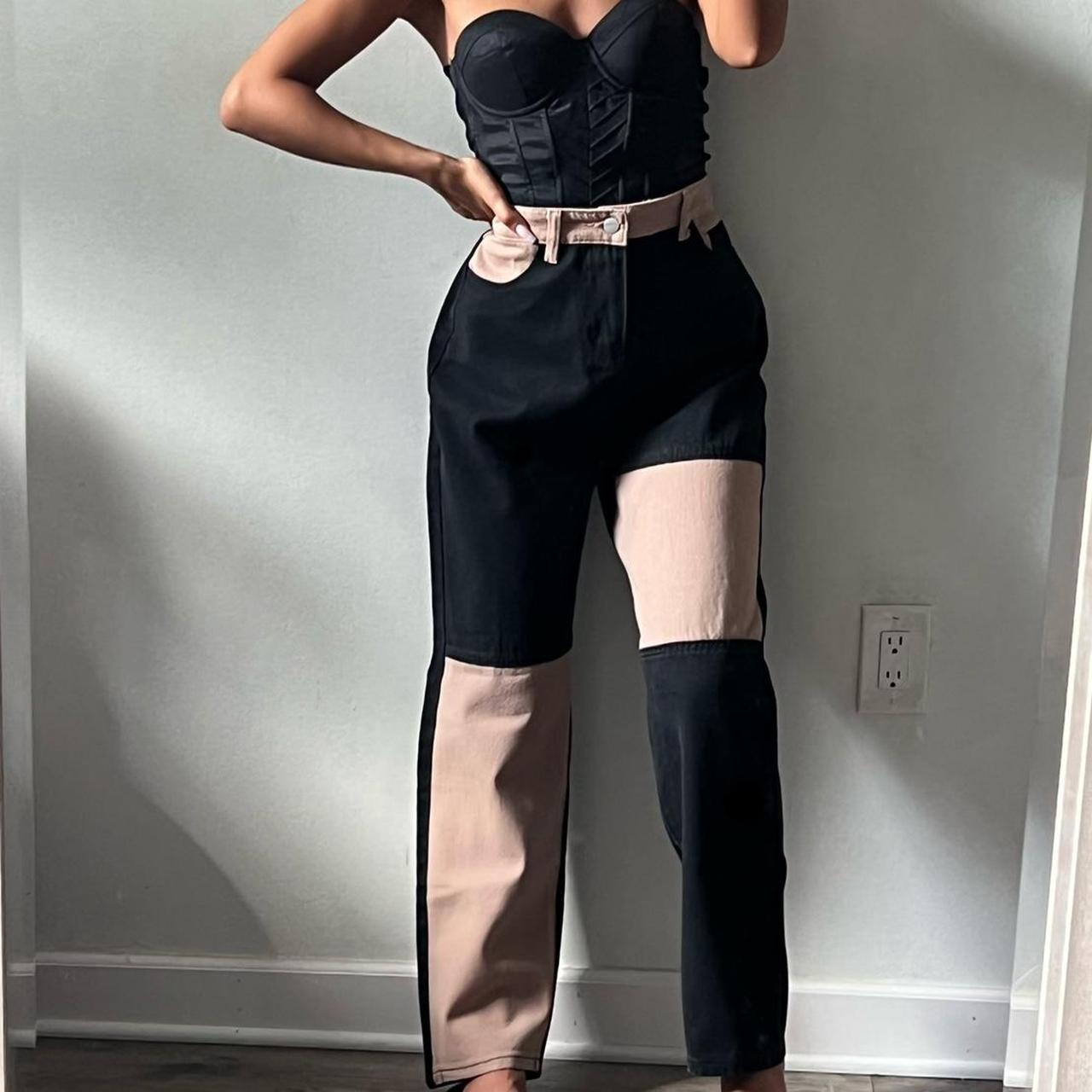 Two toned/ color block jeans. These are so pretty... - Depop