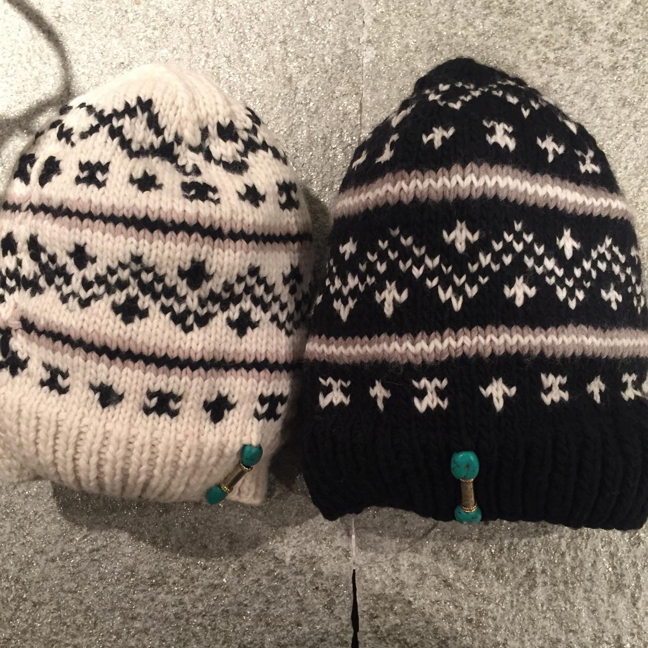 Bend hat cappello in lana #bsbee #winter17... - Depop