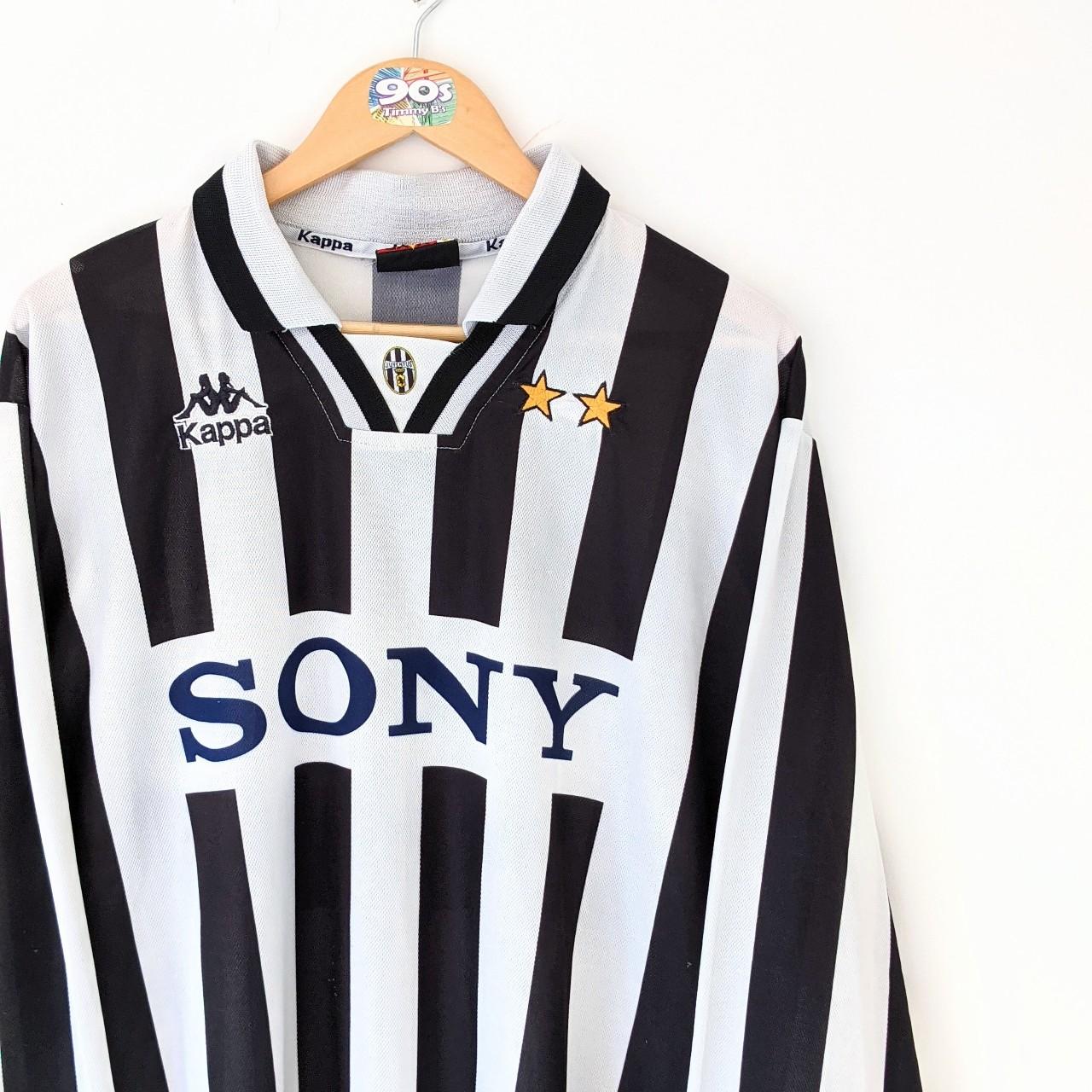Juventus Long Sleeve Home Kit 95/96 Details: •... - Depop