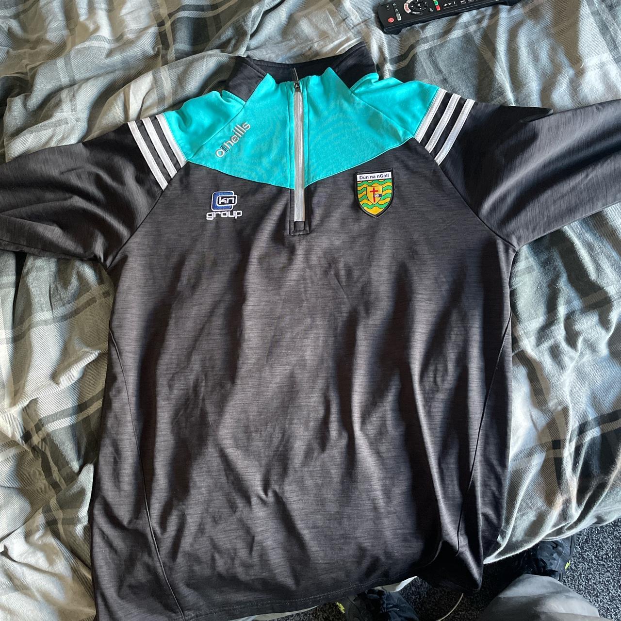 Donegal training top - Depop