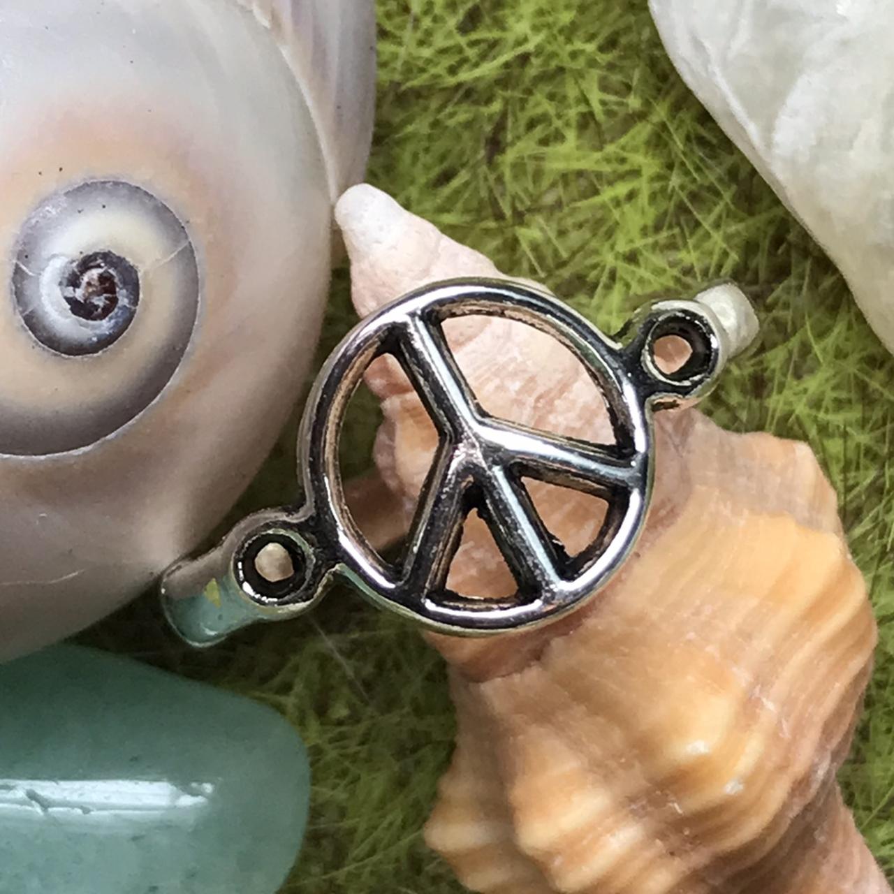 peace sign ring ☮️ 💫 so cute!! so dainty!! i love... - Depop