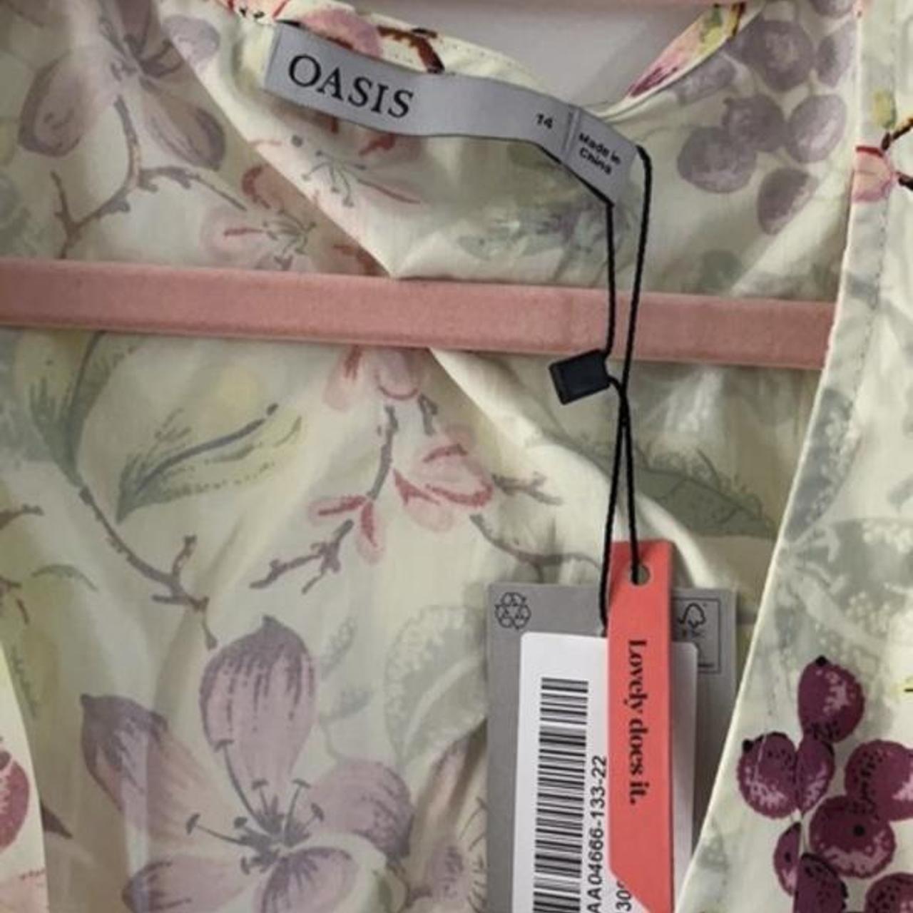 Oasis brand new with tags crop top with tie up... - Depop