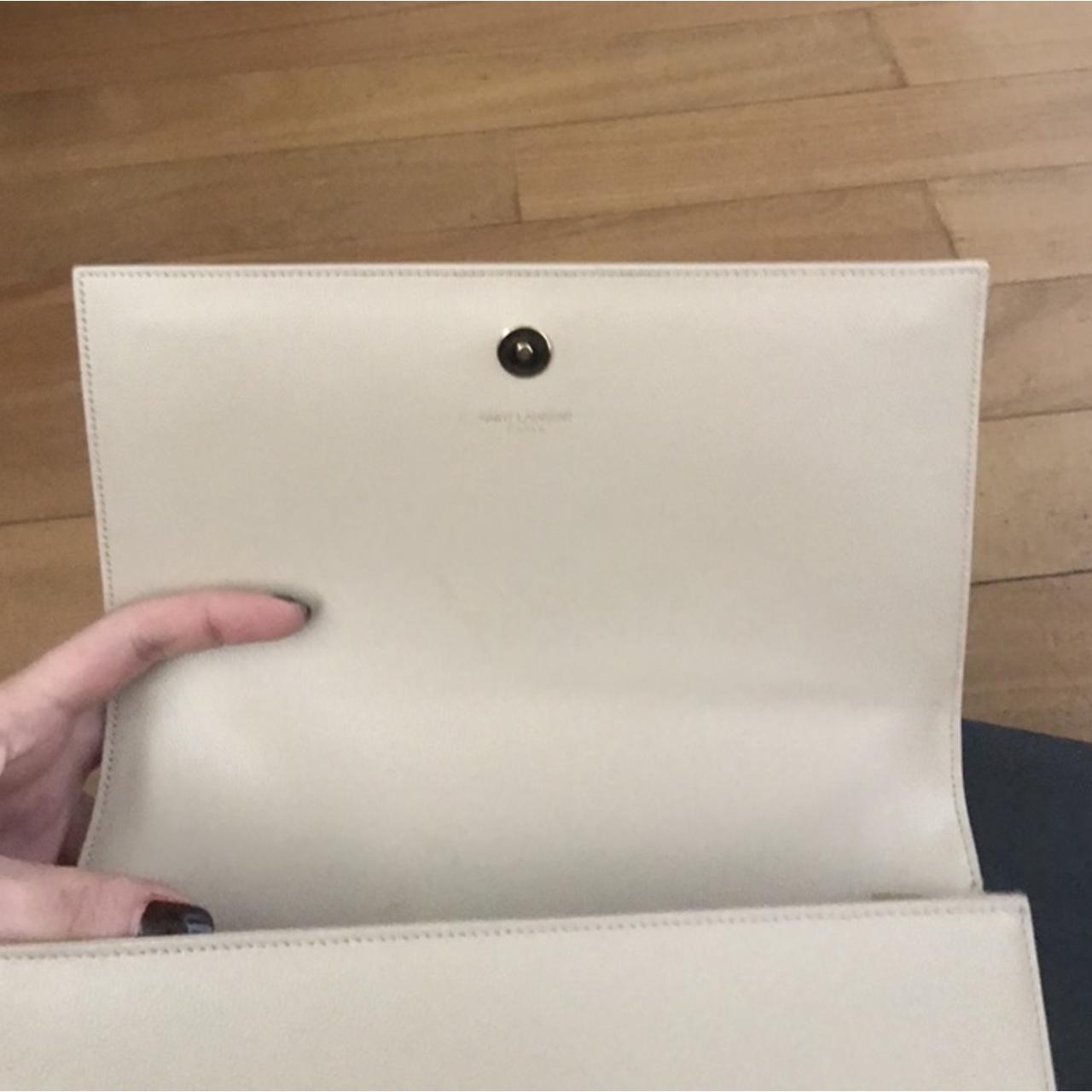 Clutch saint laurent color cipria con logo oro... - Depop