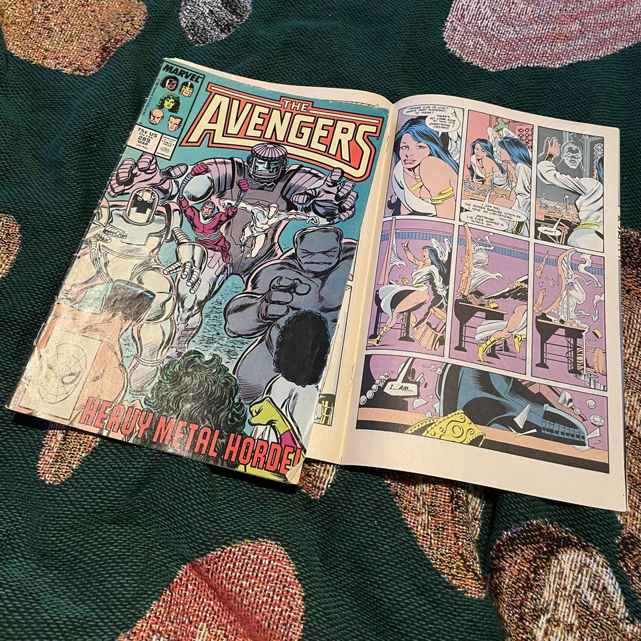 CLASSIC AND MODERN MARVEL COMICS. BUNDLE. THE... - Depop