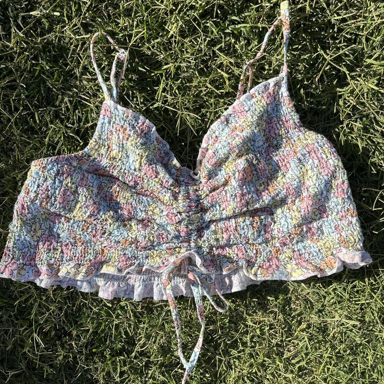 Cotton on Floral scrunch top 💐 cami top with floral... - Depop