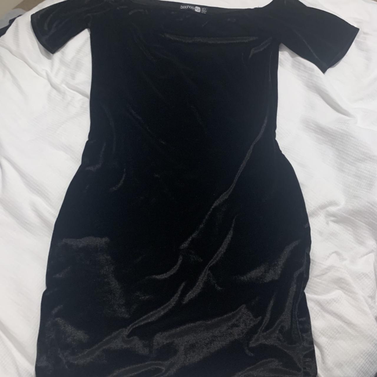 Boohoo Women's Dress | Depop