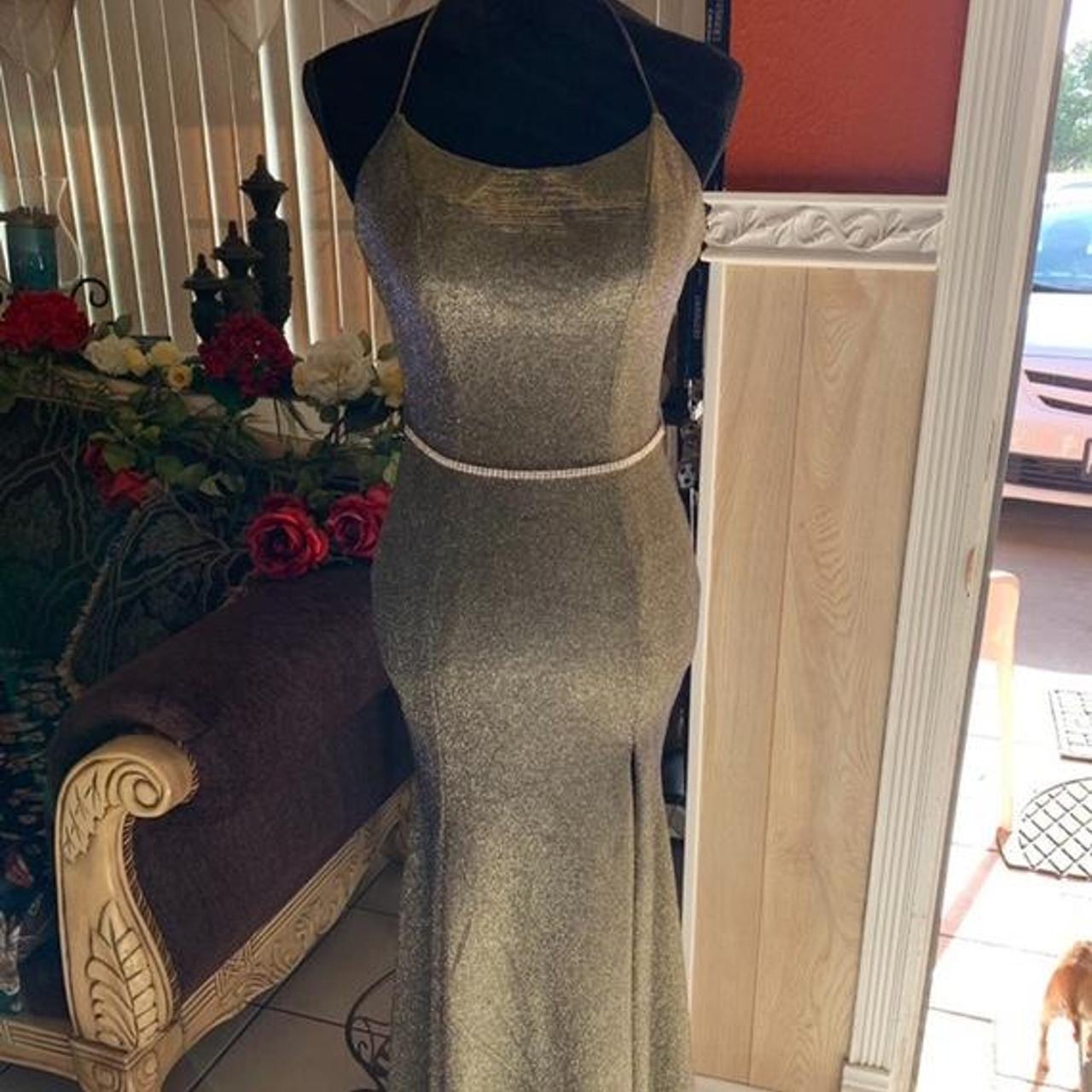 Blue to gold light color shifting dress size small... - Depop