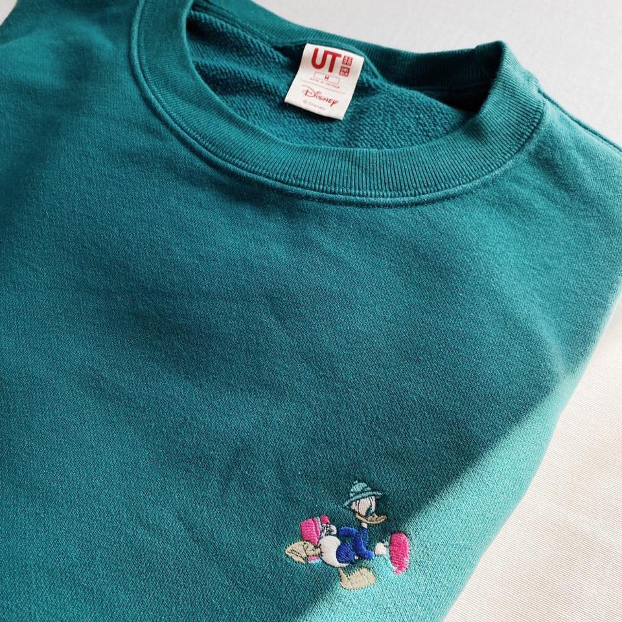 UNIQLO Men's Green Sweatshirt | Depop