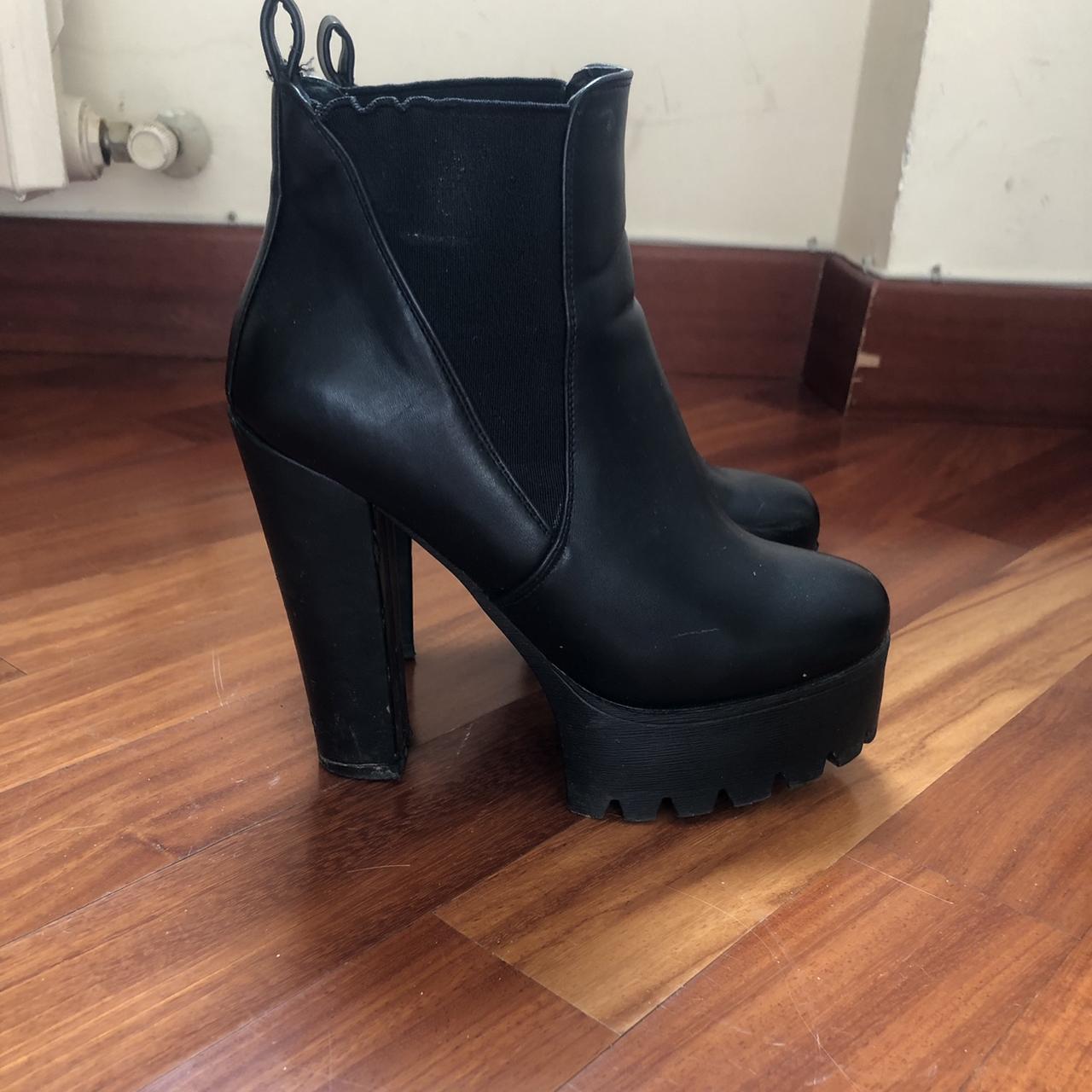 Uncle boots con tacco alto largo e comodo! Indossate... - Depop