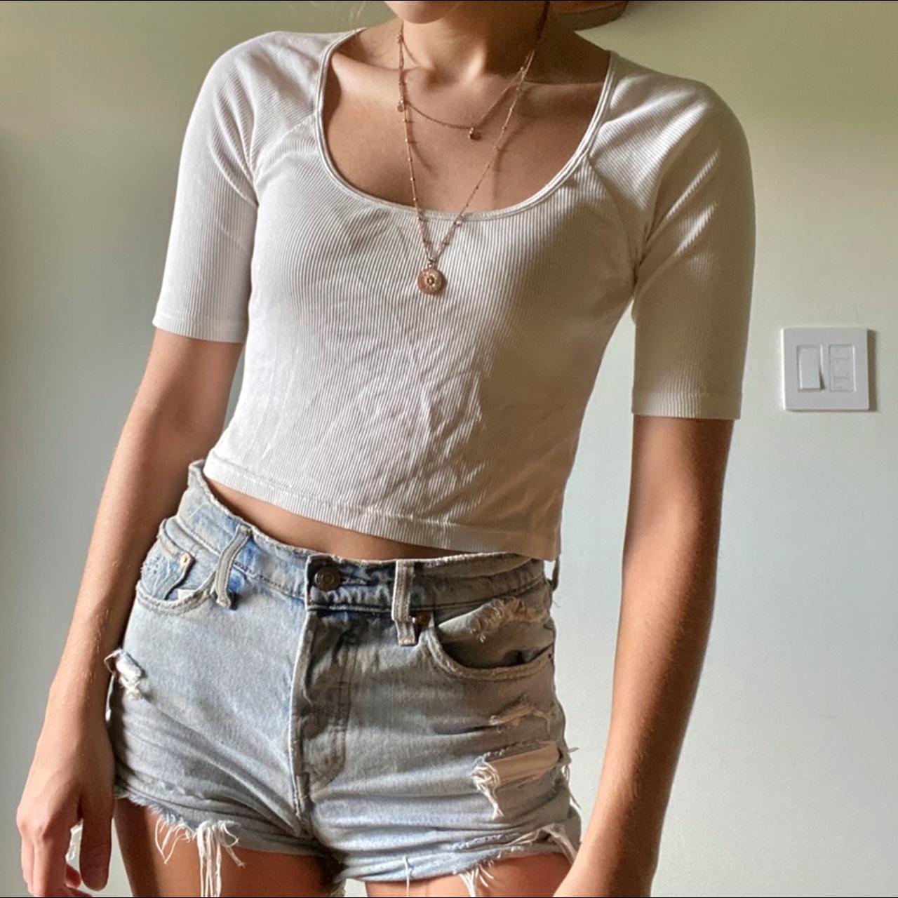 Weekday Women's Crop-top | Depop