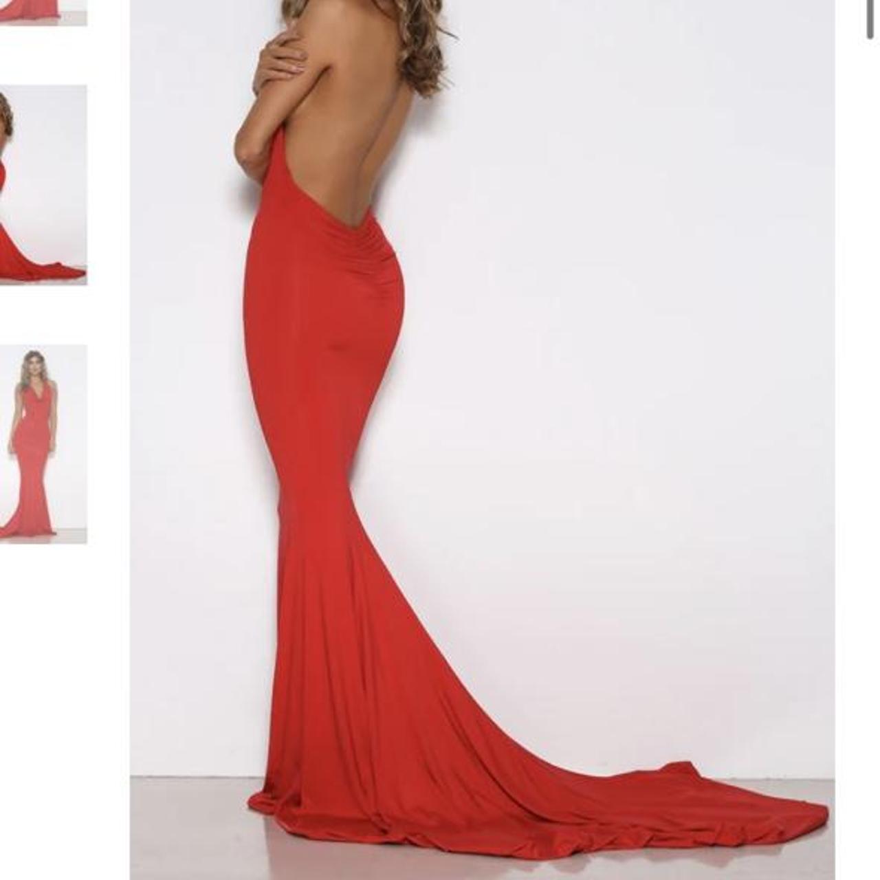 Red Shari Benjamin maxi dress Ideal for debs / prom... - Depop