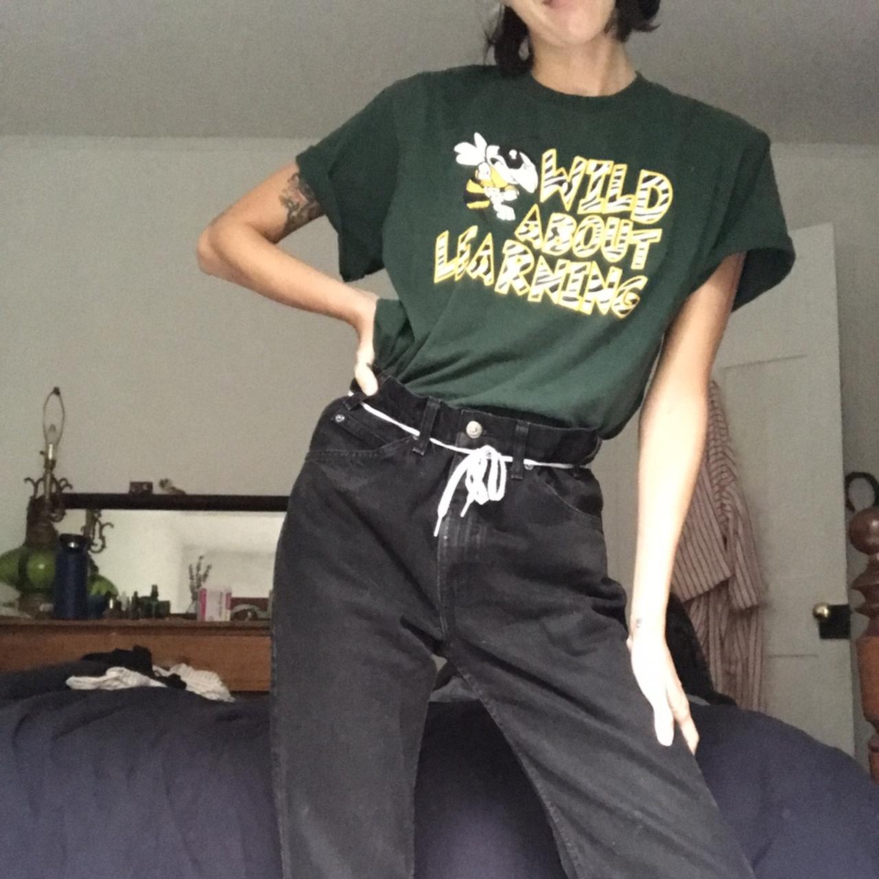 🥦🐝 JERZEES COTTON TEE🐝🥦 are you wild about... - Depop