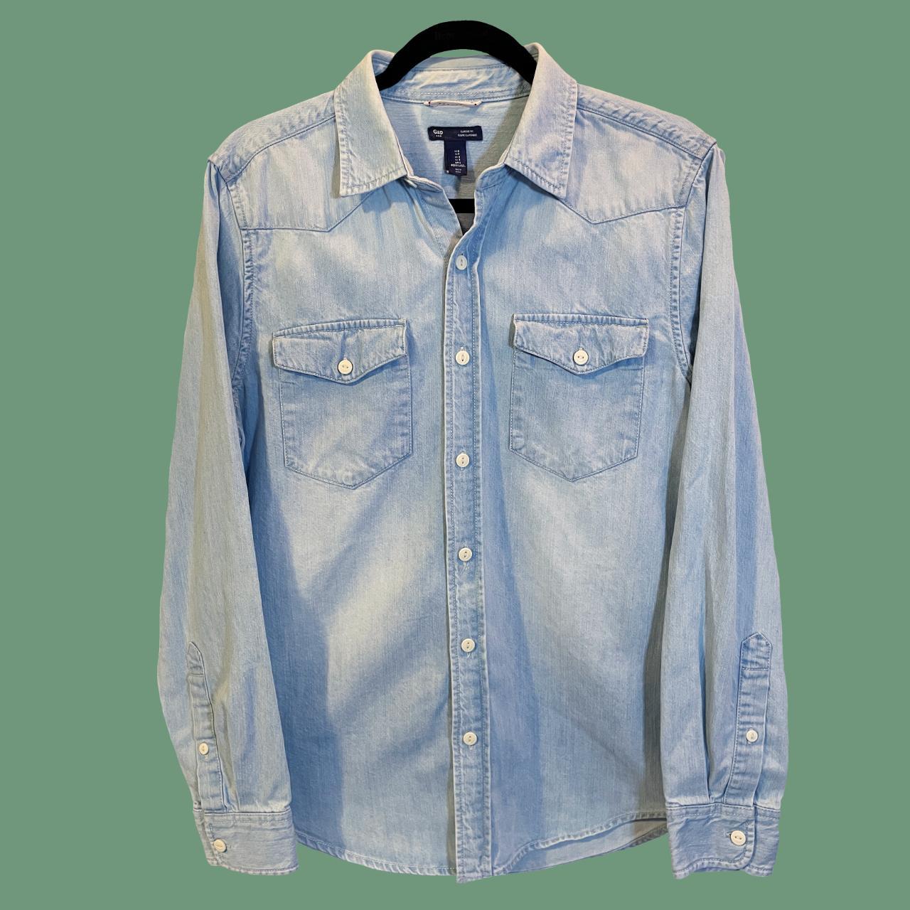 GAP LIGHT BLUE DENIM BUTTON DOWN Spring 2017... - Depop
