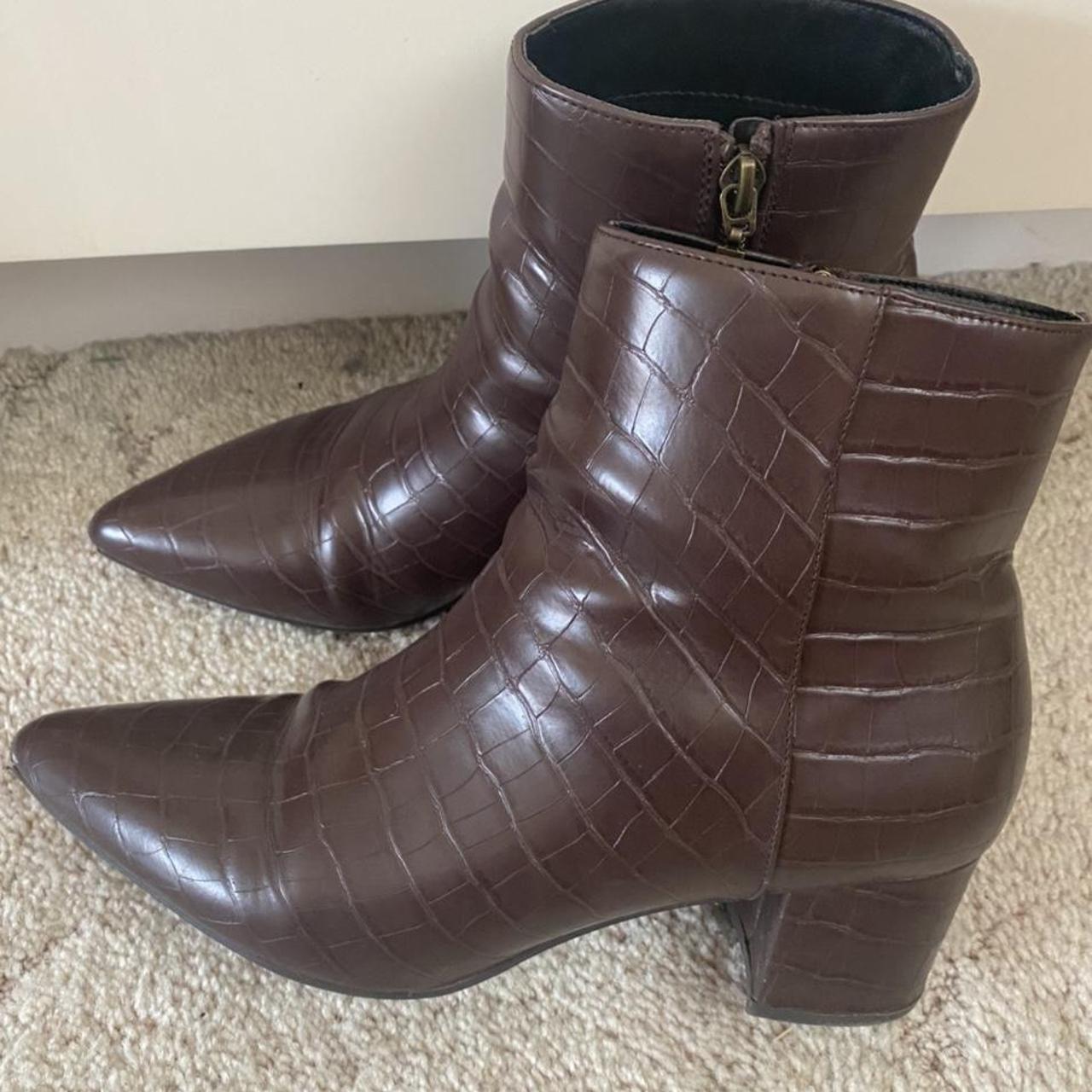 Primark Women's Burgundy Boots | Depop