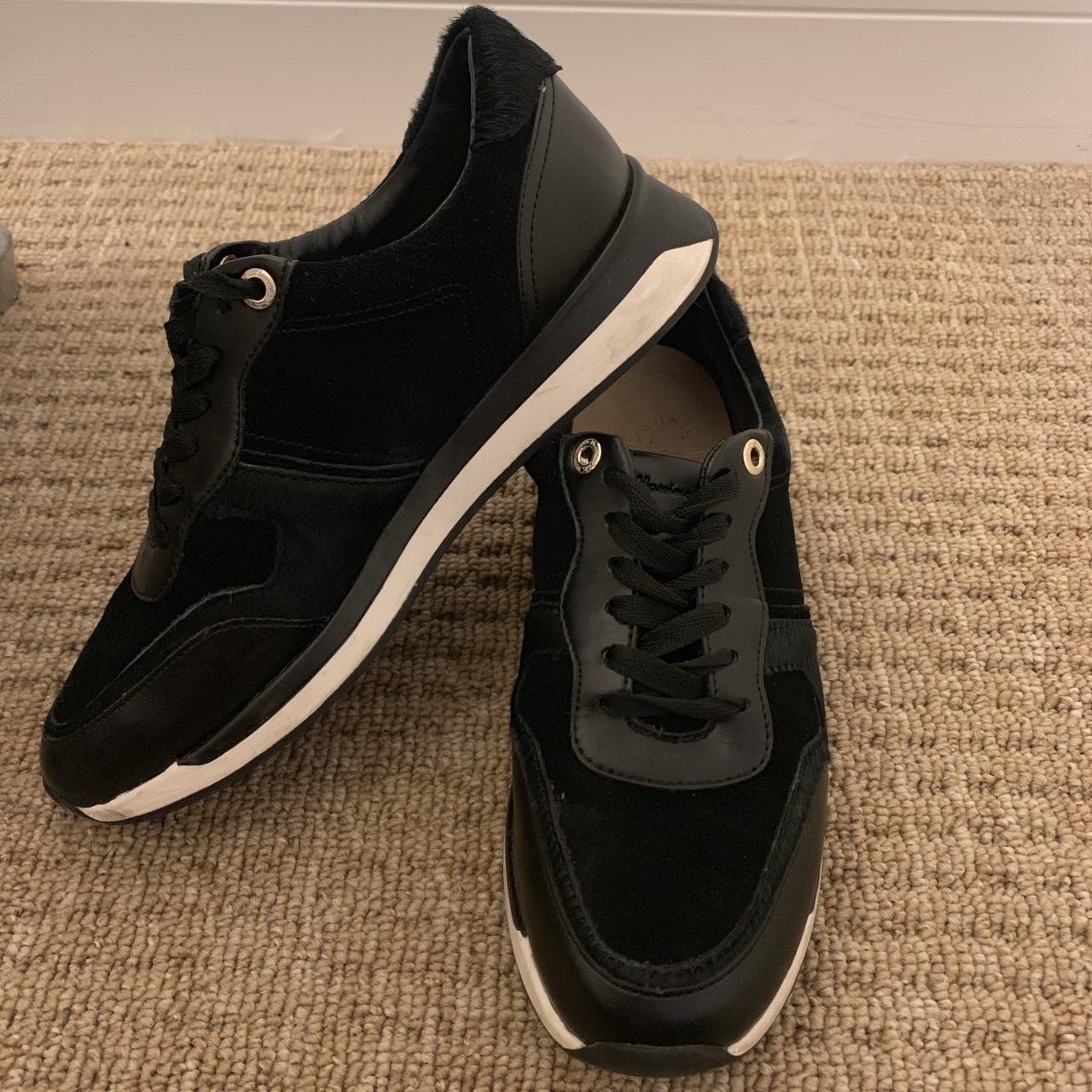 Women’s Massimo Dutti trainers, so smart and comfy - Depop