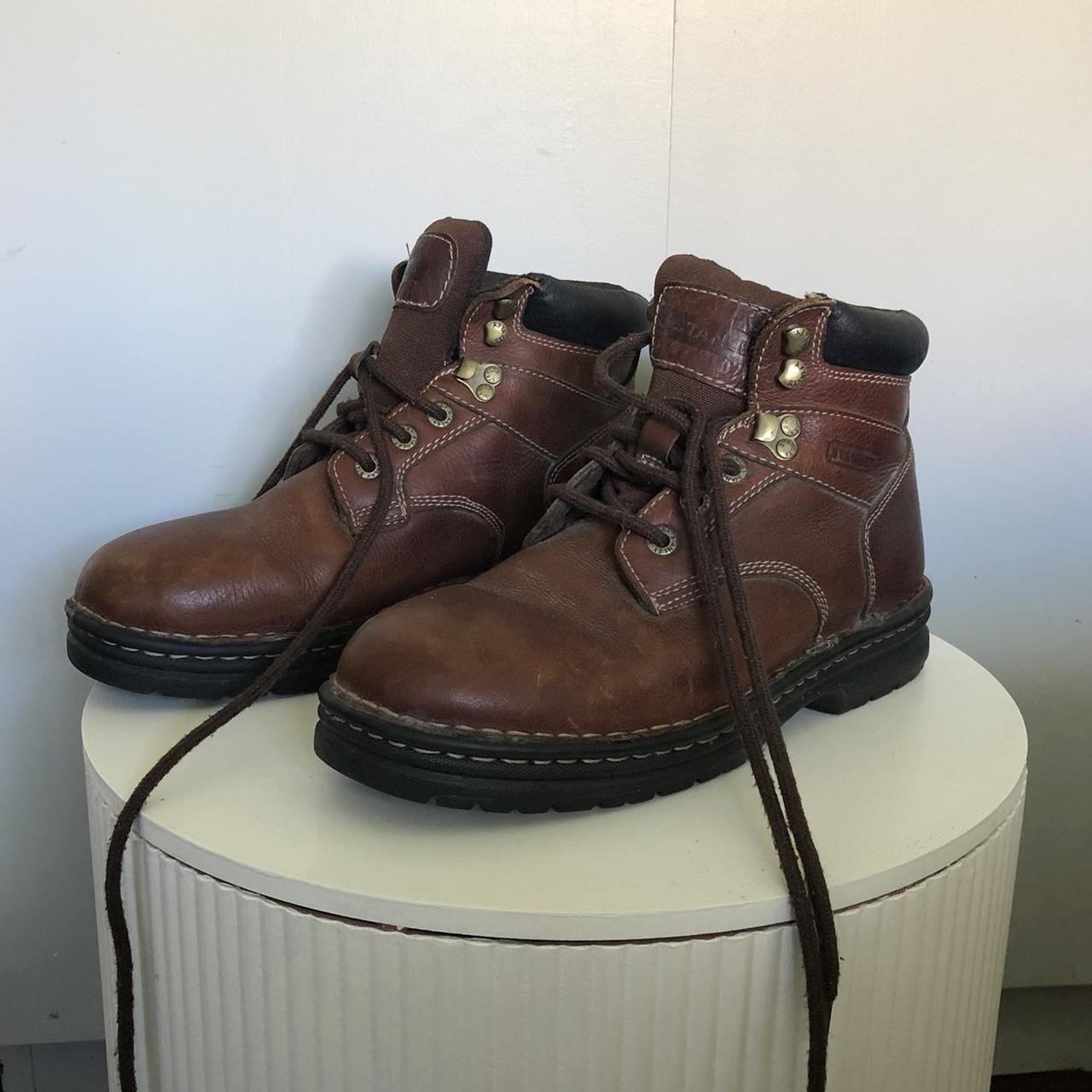 Hardly worn Stanley leather bootz - Depop