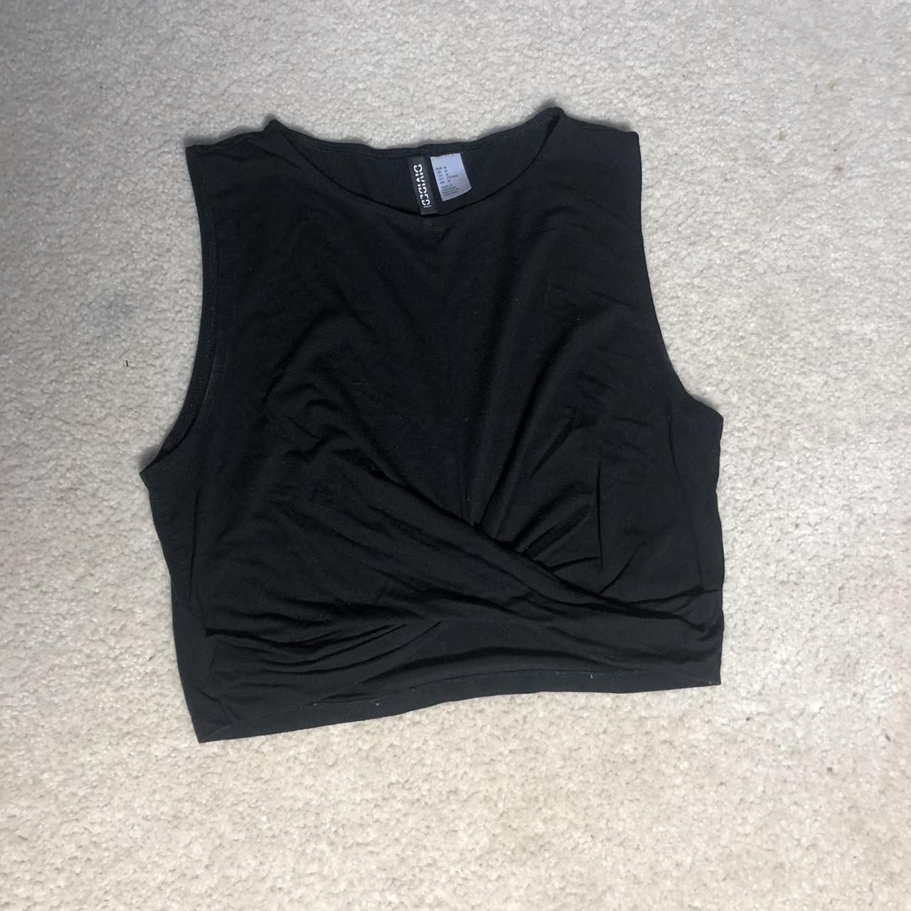 H&M cropped tank 🖤 Measurements: Pit to pit:... - Depop