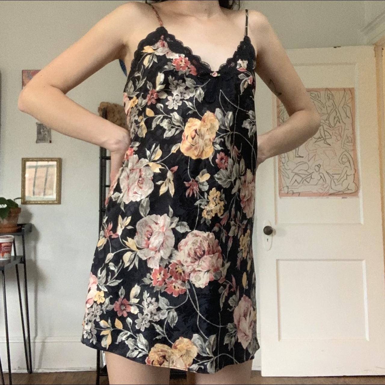 Vintage slip size XS/S could be worn as dress... - Depop