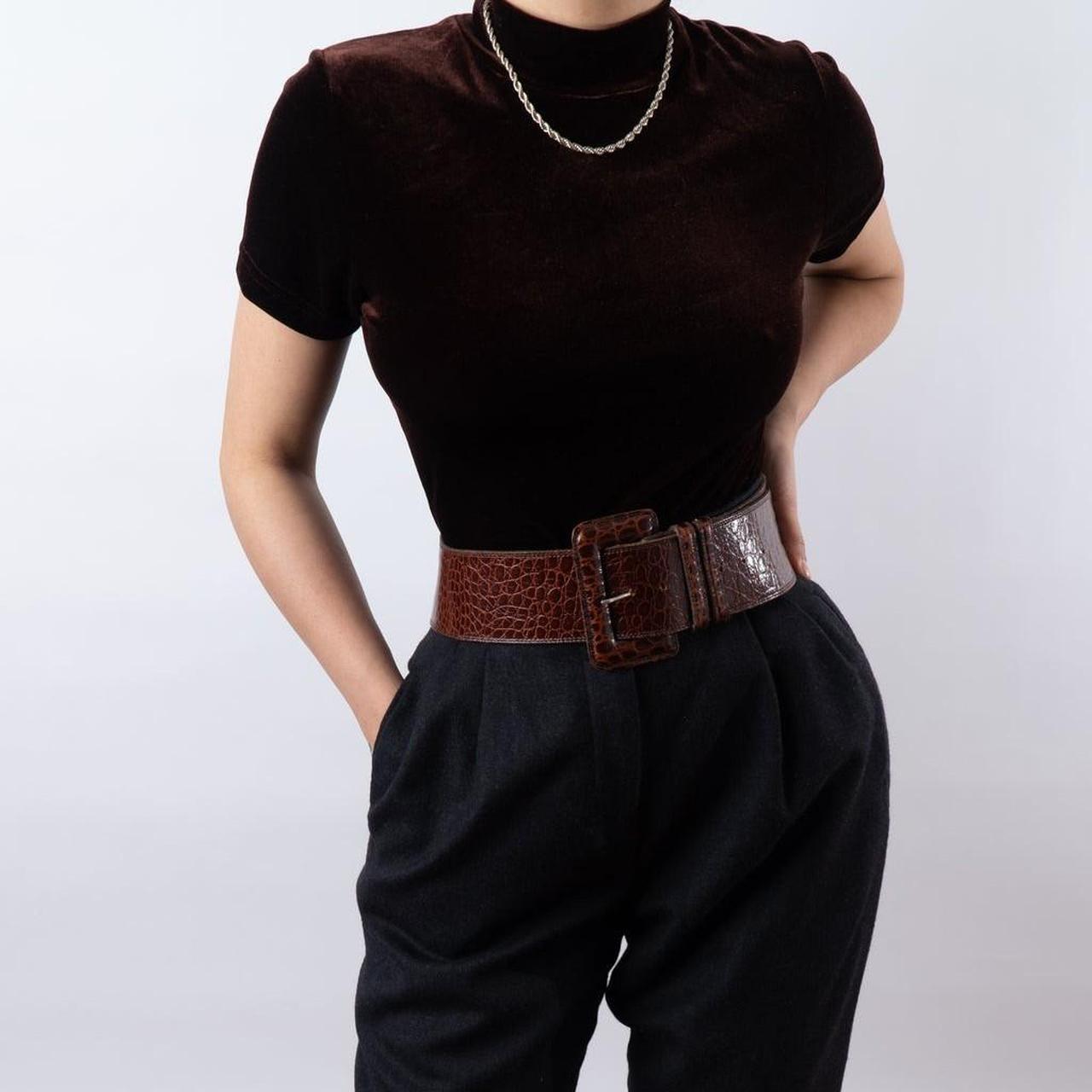 Elegant vintage soft top in the prettiest chocolate... - Depop