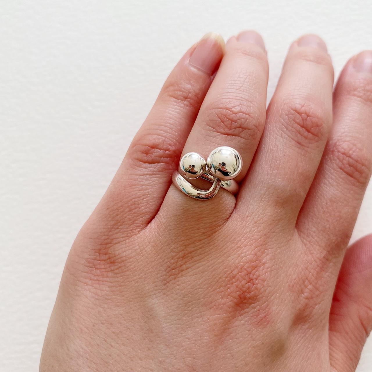 Sterling Silver (925) Double ball opening Ring... - Depop