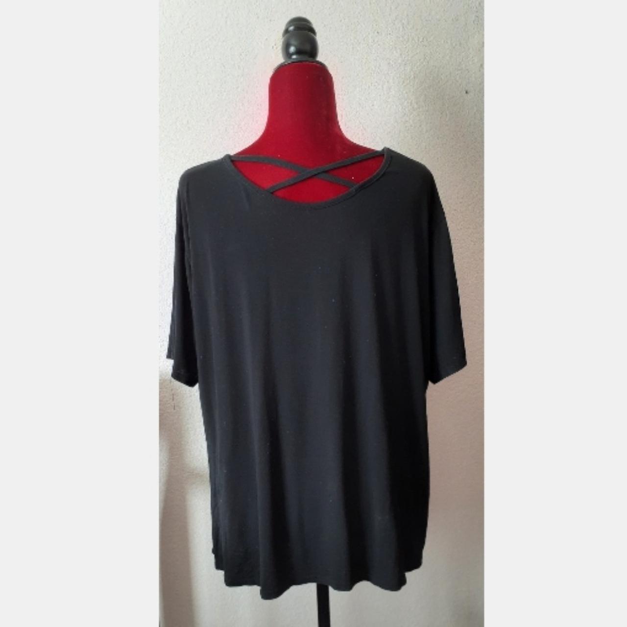 Red Rose Blouse - Very flowy - Stretchy - Fits size... - Depop