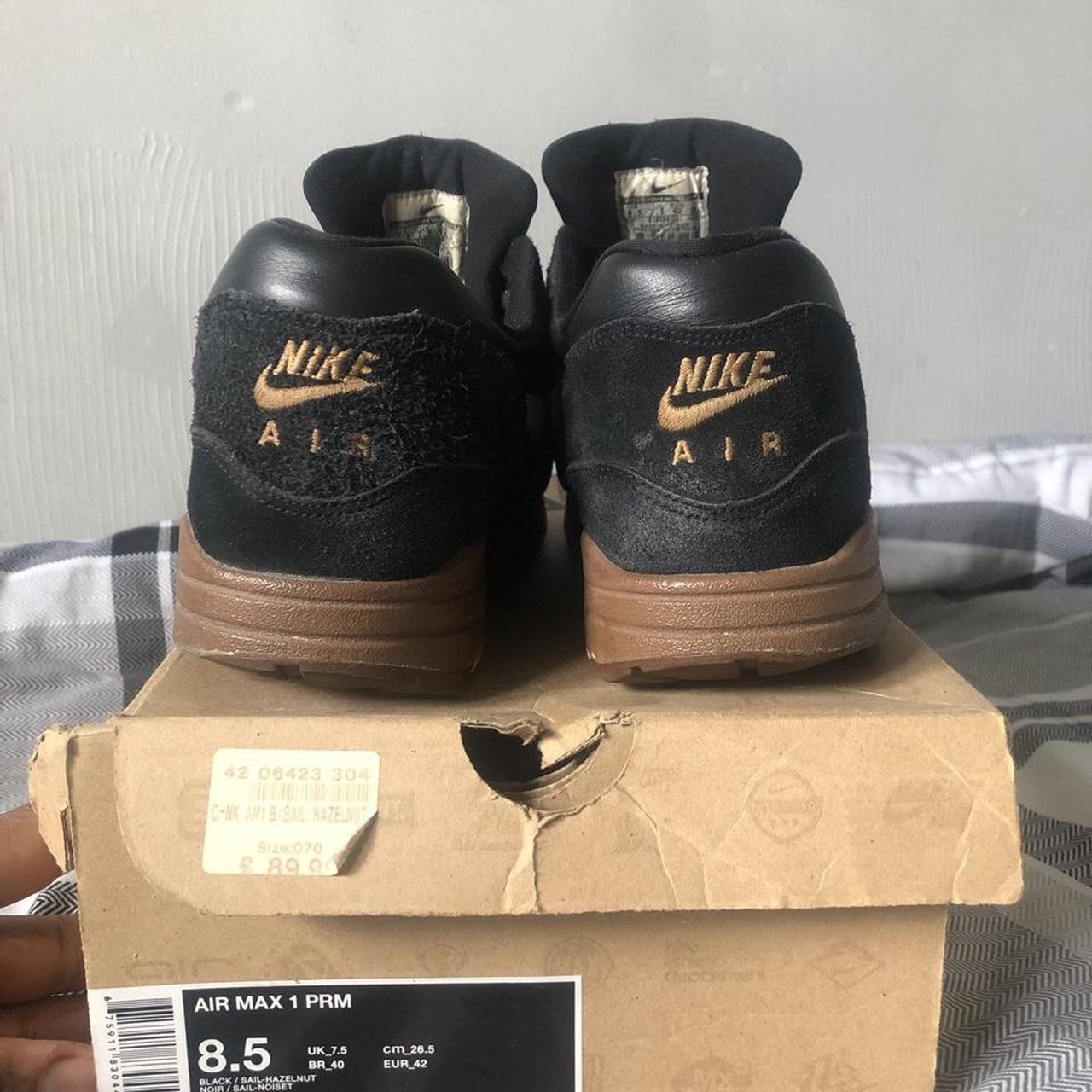 Nike Men's Black and Brown Trainers | Depop