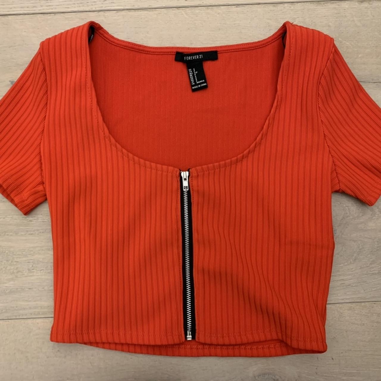 Red Forever 21 Crop Top🤍🤍 So Flattering And In Depop