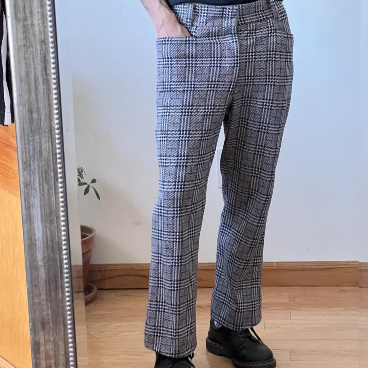 32x28 vintage slacks flared pants - Depop