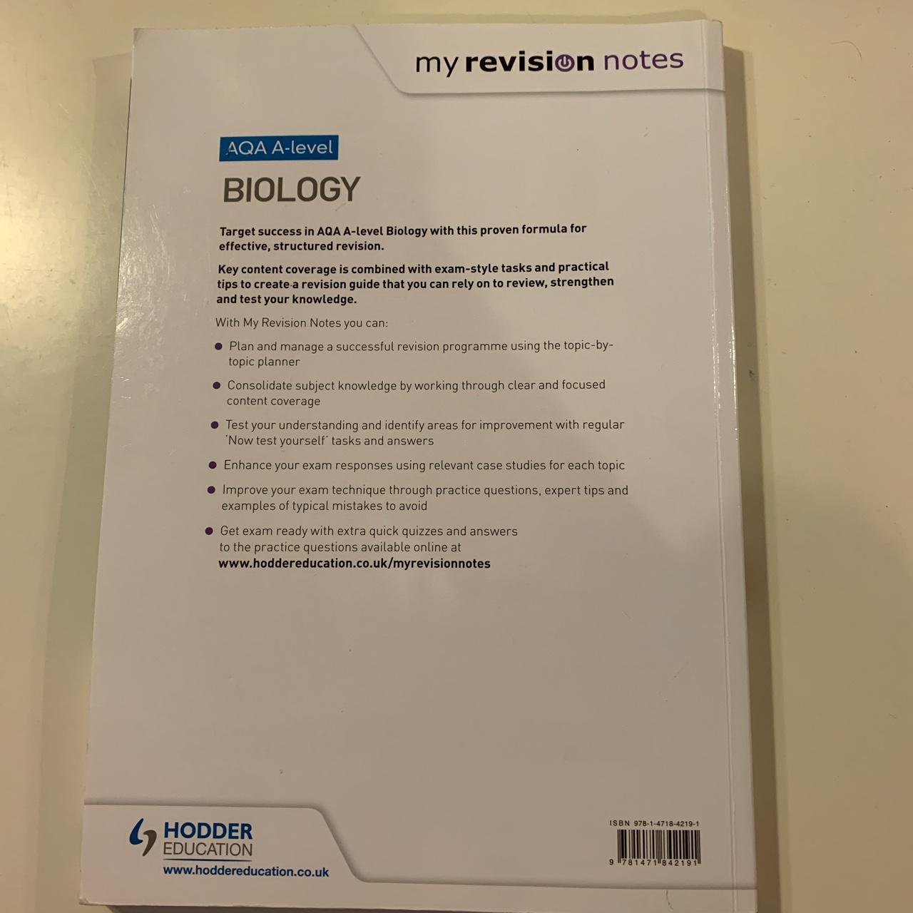 aqa a level biology revision guide/textbook really... - Depop