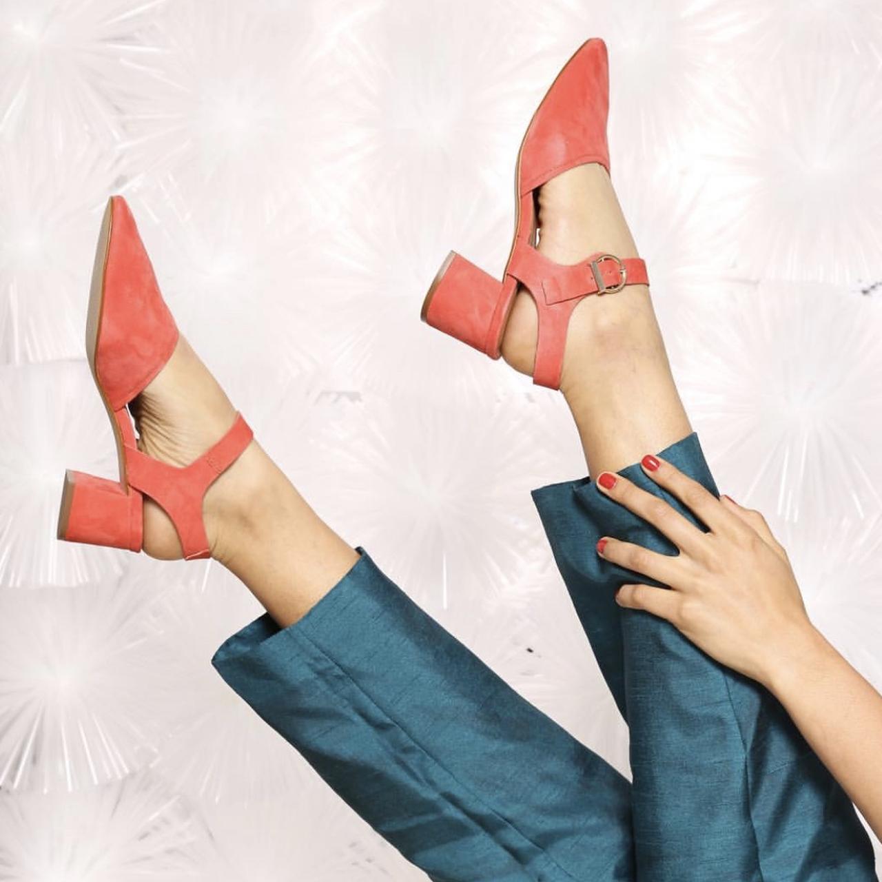 Intentionally Blank Women's Orange and Red Courts | Depop