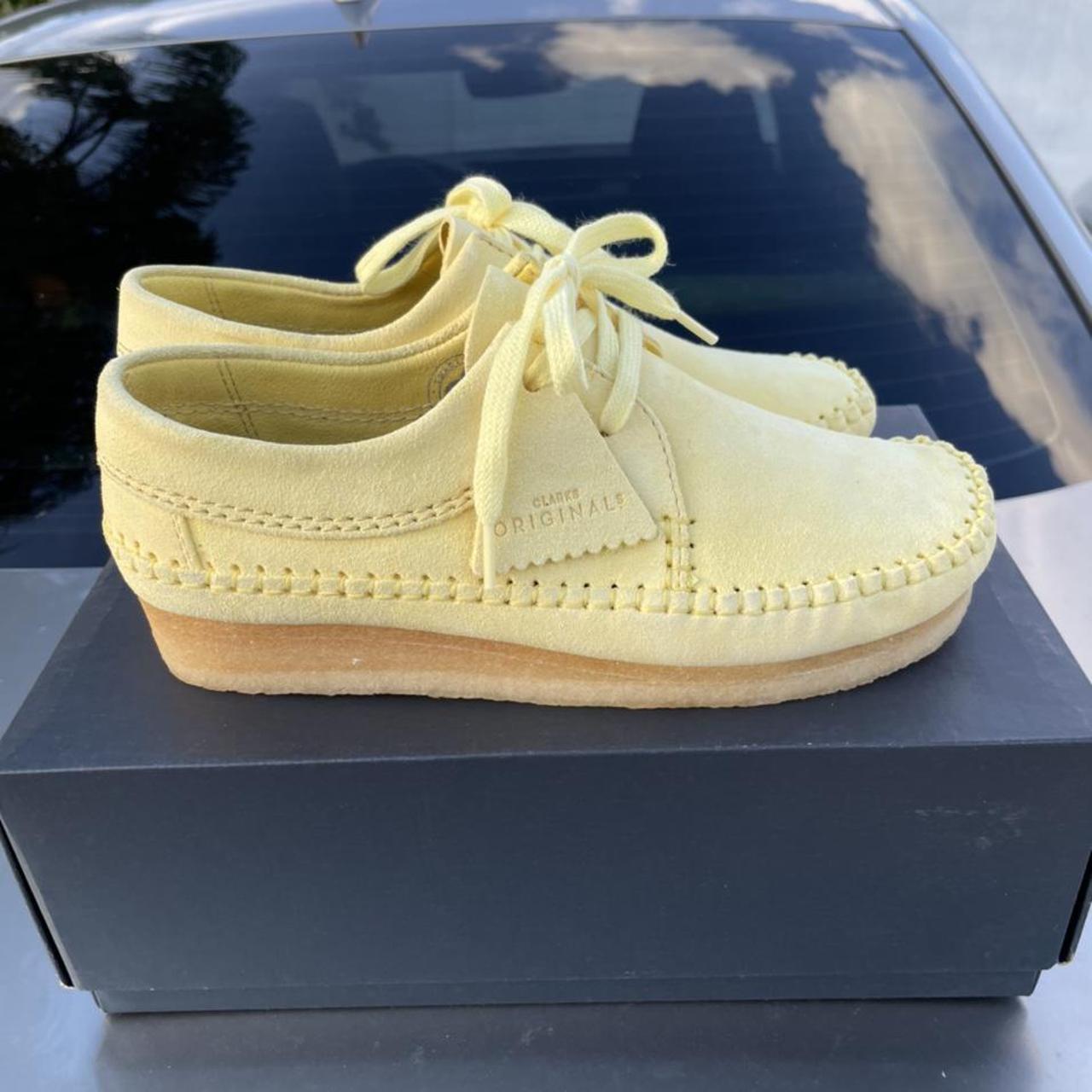 Clarks Men's Yellow and Cream Trainers | Depop