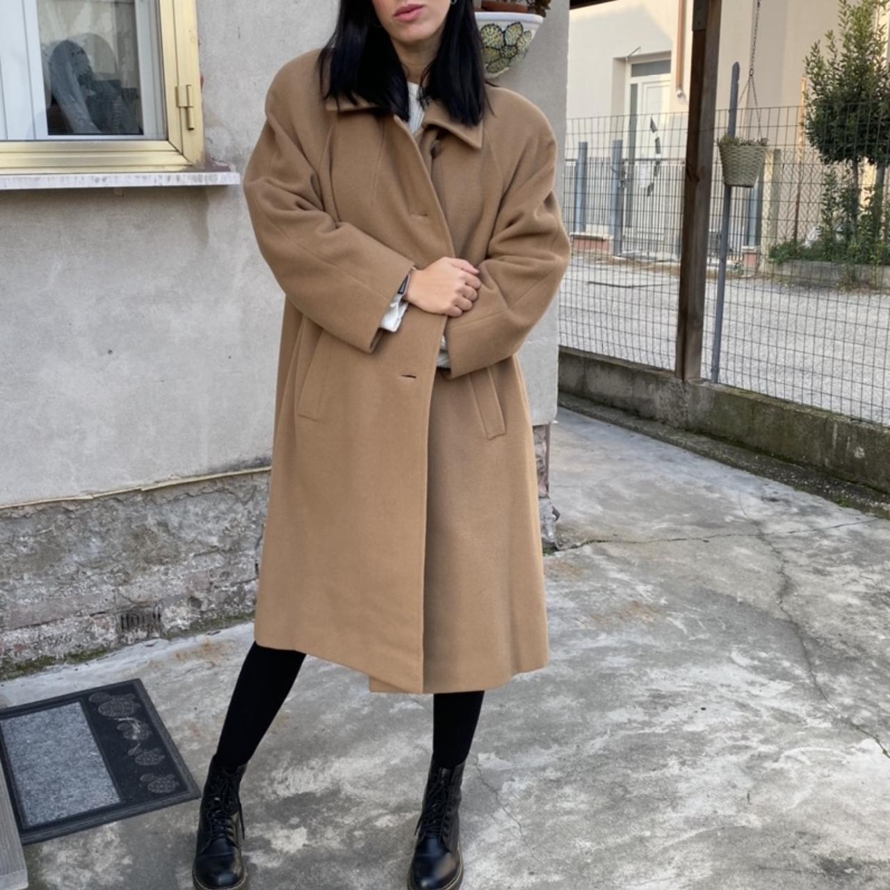 Loden Cappotto cammello sartoriale anni 80 - vintage... - Depop