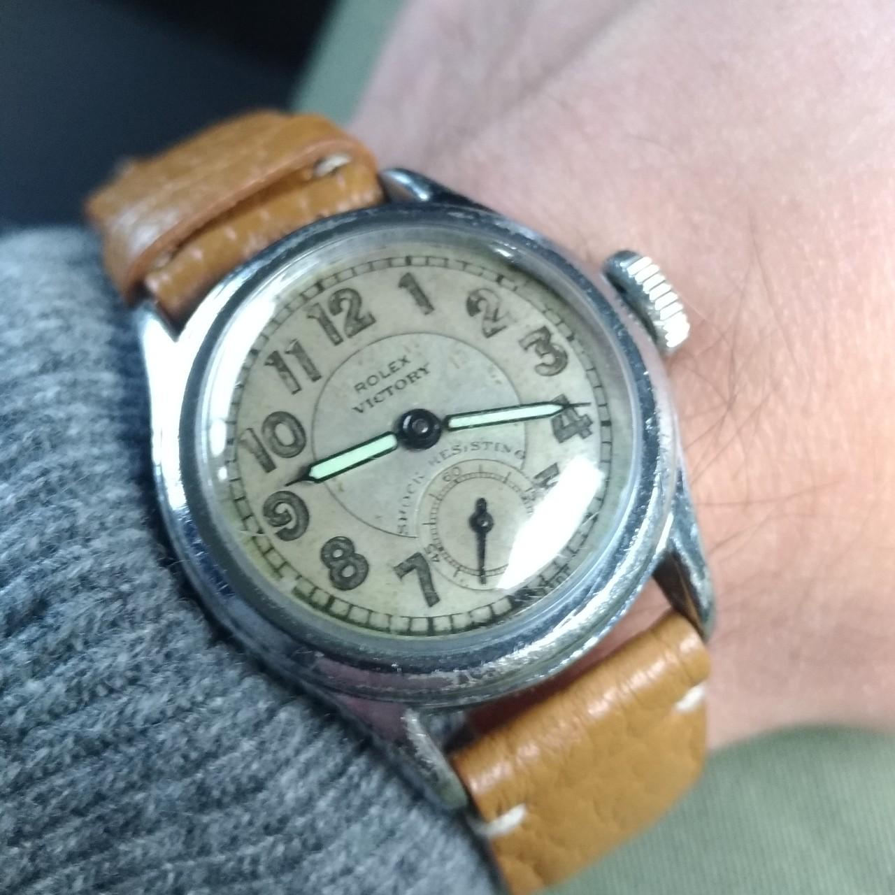 Vendo Rolex Victory anni 40. L'orologio è originale... - Depop